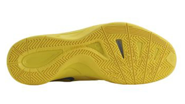 First Look: Nike KD III - "Christmas" - Vibrant Yellow/Photo Blue | Complex