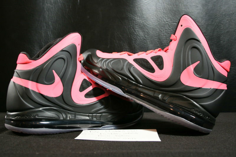 Nike Air Max Hyperposite - Black/Hot Punch | Complex