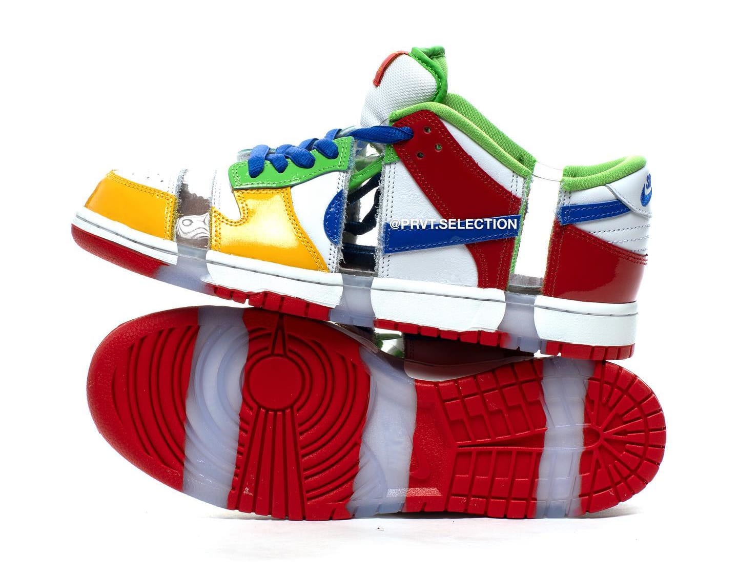 Closer Look at the New Ebay x Nike SB Dunk On foot images