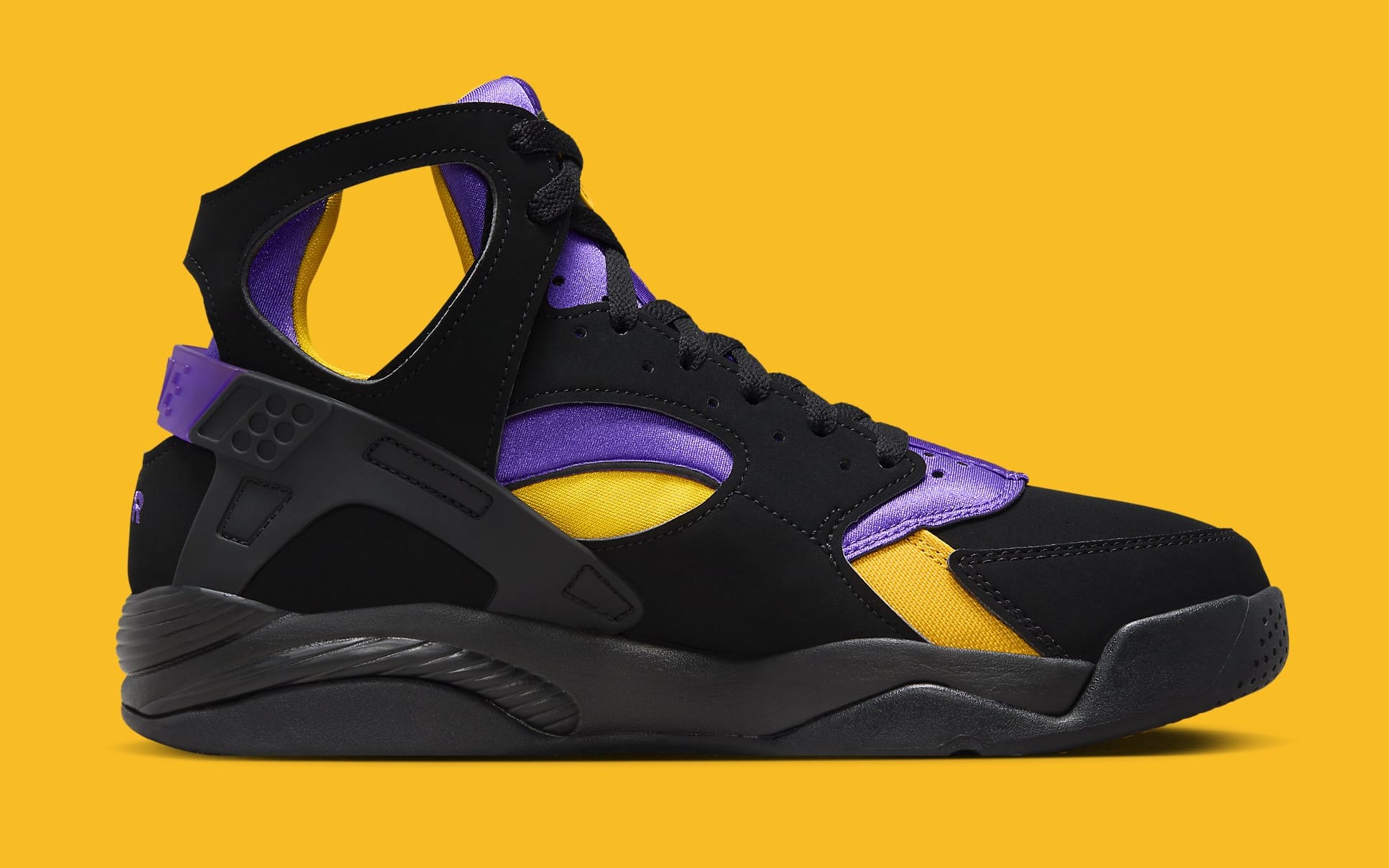 Best Look Yet at the Kobe Bryant-inspired Nike Air Flight Huarache ...