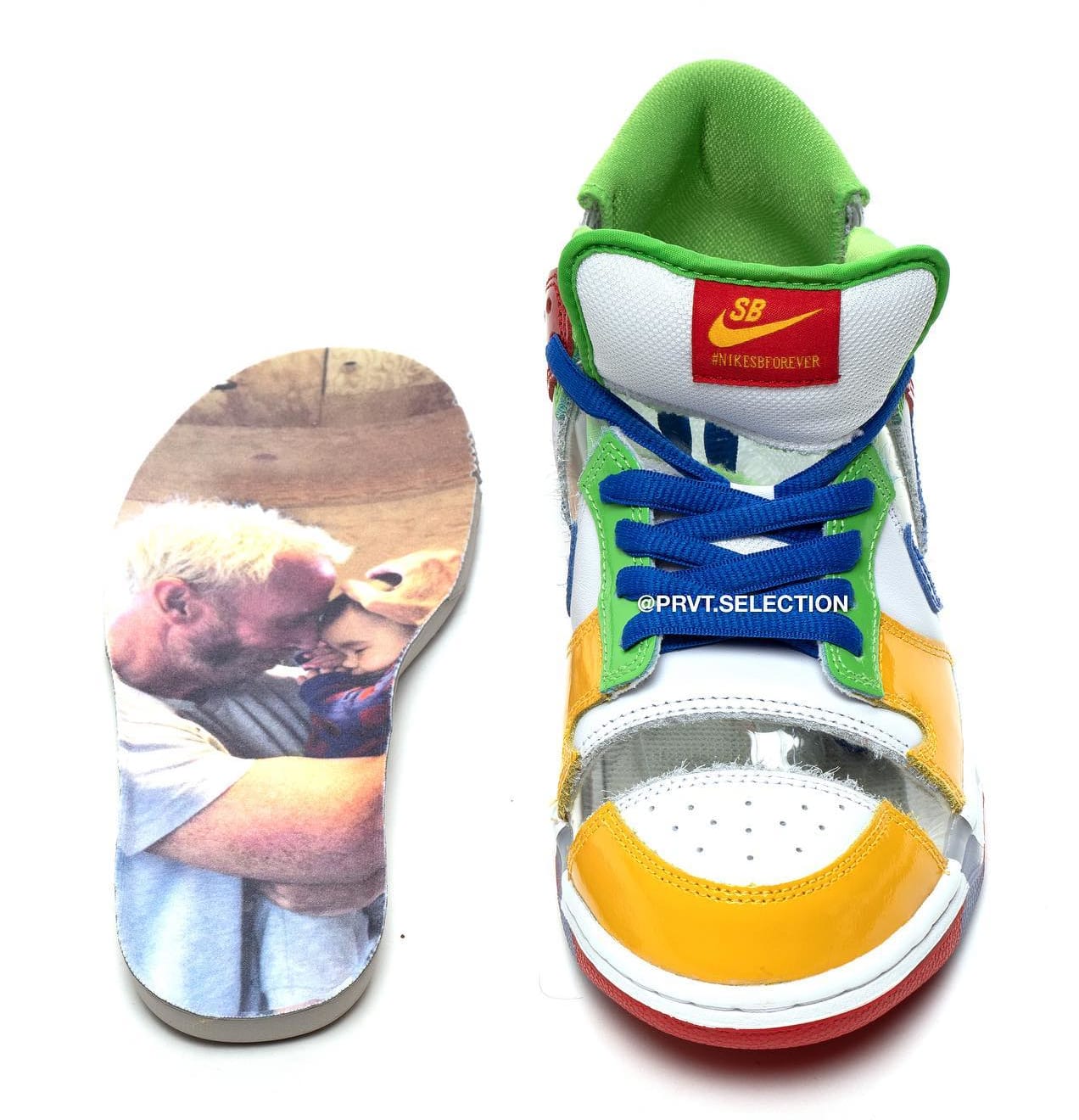 Closer Look at the New Ebay x Nike SB Dunk On foot images